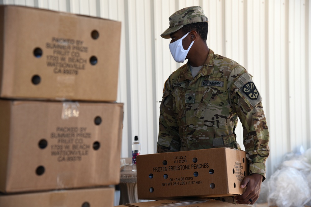 DVIDS - Images - AZNG surge capacity at local food bank [Image 2 of 5]