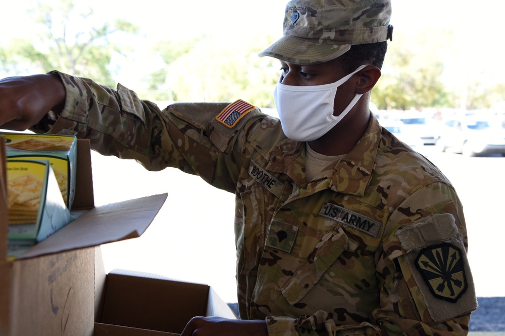 DVIDS - Images - AZNG surge capacity at local food bank [Image 4 of 5]