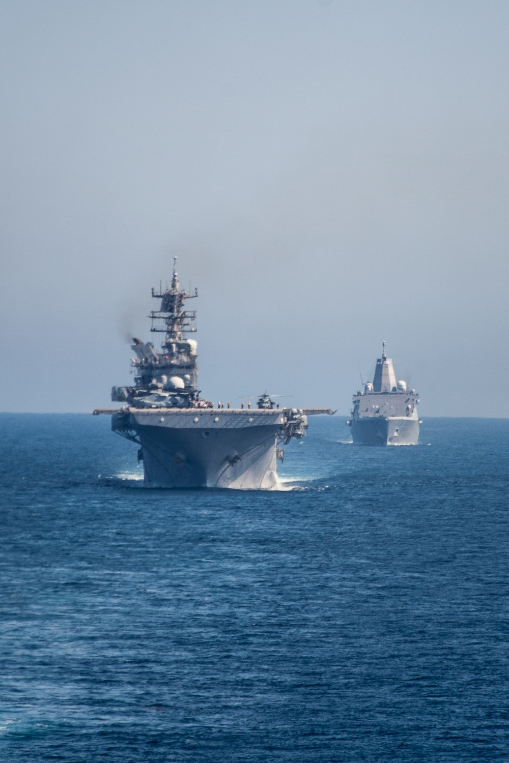DVIDS - Images - Makin Island ARG, 15th MEU conduct training while ...