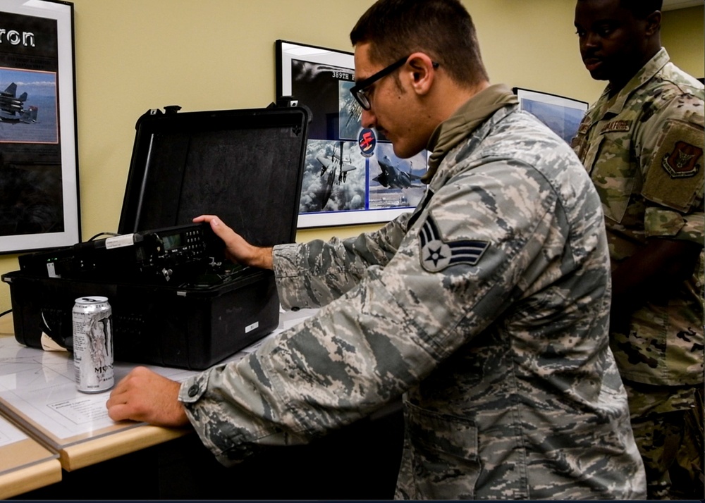 DVIDS - News - Behind the Mission: Comm. keeps aircrews radio-ready