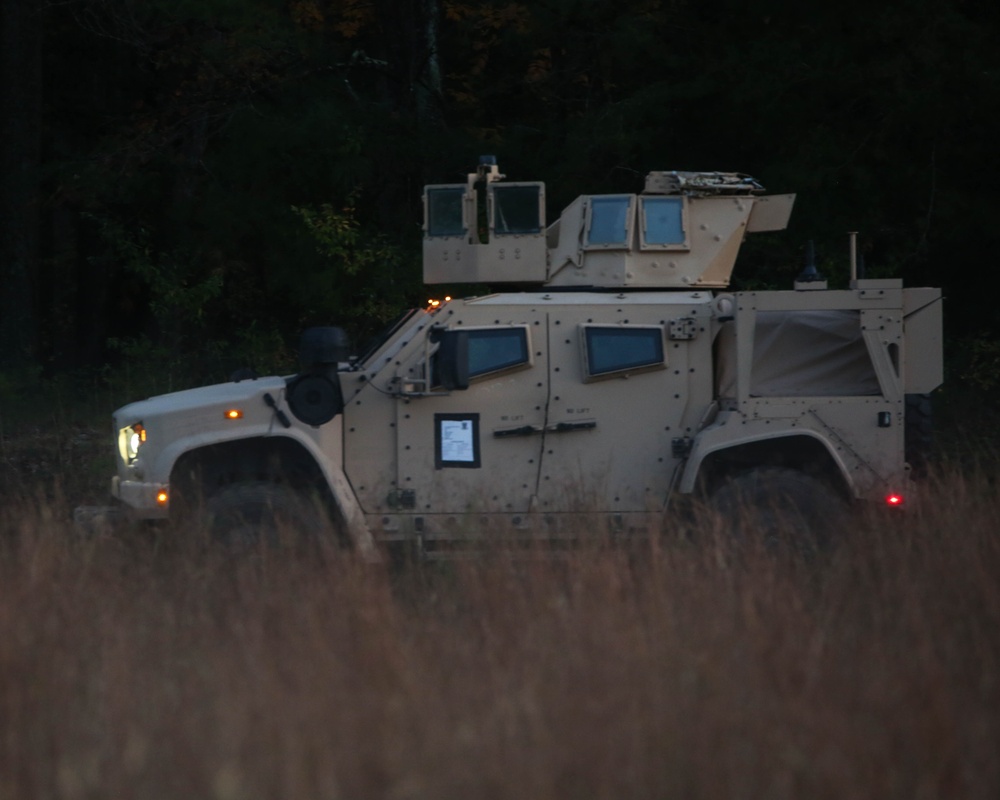 DVIDS - Images - II MSB Conduct a Night Drivers Course with JLTV [Image ...