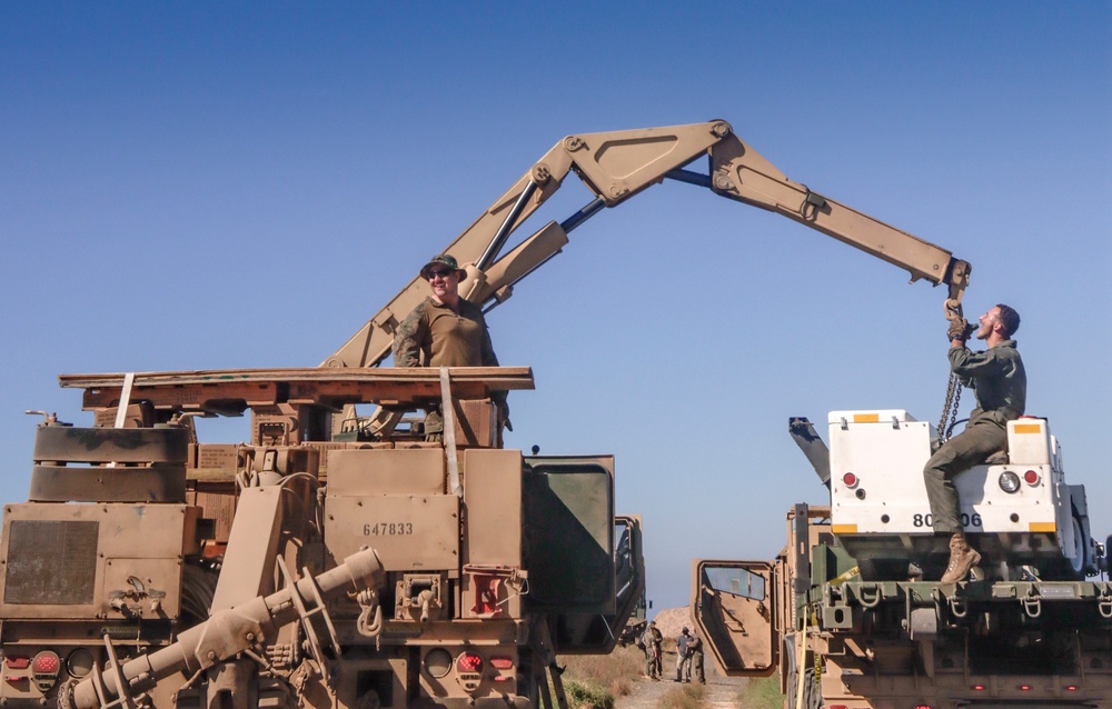 DVIDS - Images - 15th MEU Marines practice refueling procedures [Image ...