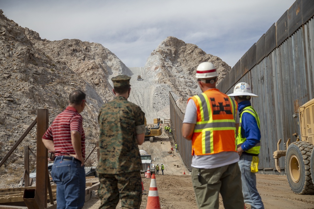 DVIDS - Images - Visit to the Border [Image 3 of 7]