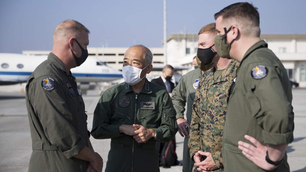 DVIDS - Images - Strong relationships: Japanese commander visits MCAS ...