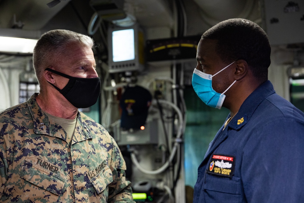 DVIDS - Images - Steel Knight 21: Maj. Gen. Turner aboard the USS Essex ...