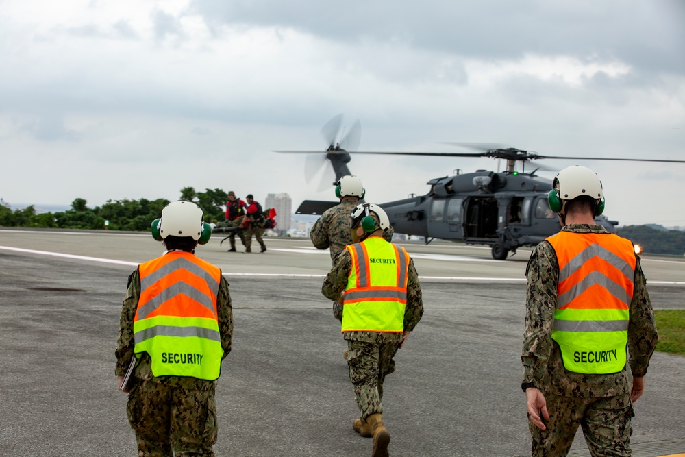 DVIDS - Images - MAG-36, 33rd RSQ and USNHO Conduct Joint SAR-EX ...