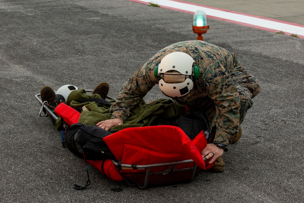 DVIDS - Images - MAG-36, 33rd RSQ and USNHO Conduct Joint SAR-EX ...