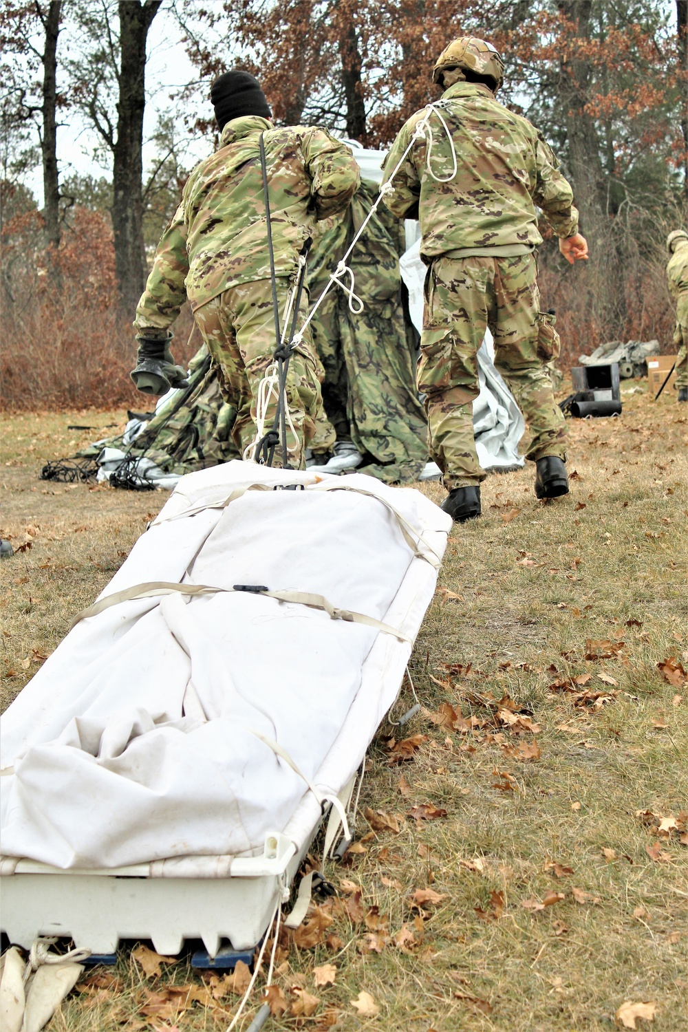 DVIDS - Images - CWOC students practice cold-water immersion training ...