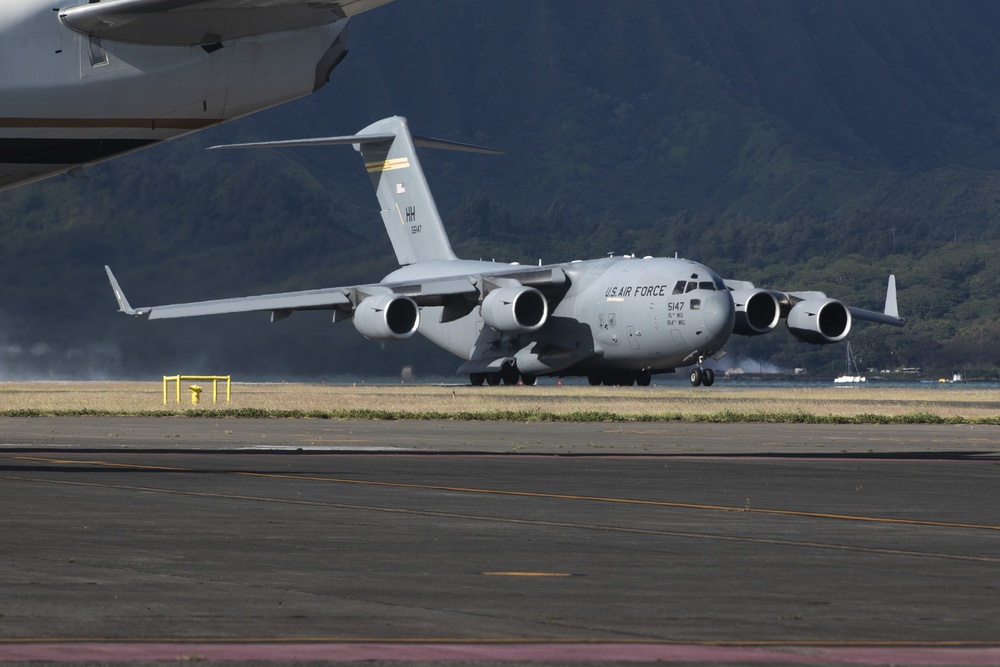 DVIDS - Images - Mighty Mice: Globemasters fly over MCAS Kaneohe Bay ...