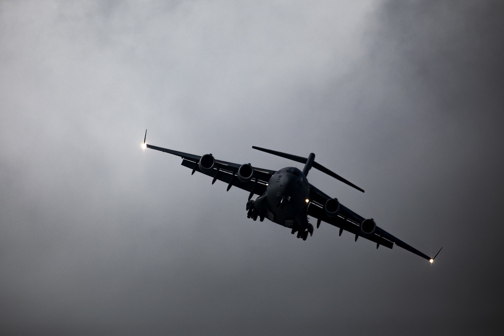 DVIDS - Images - Mighty Mice: Globemasters fly over MCAS Kaneohe Bay ...