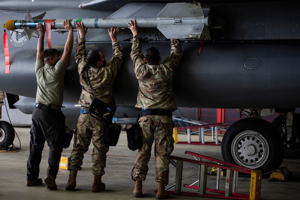 DVIDS - Images - Liberty load crews compete for yearly title [Image 7 of 8]