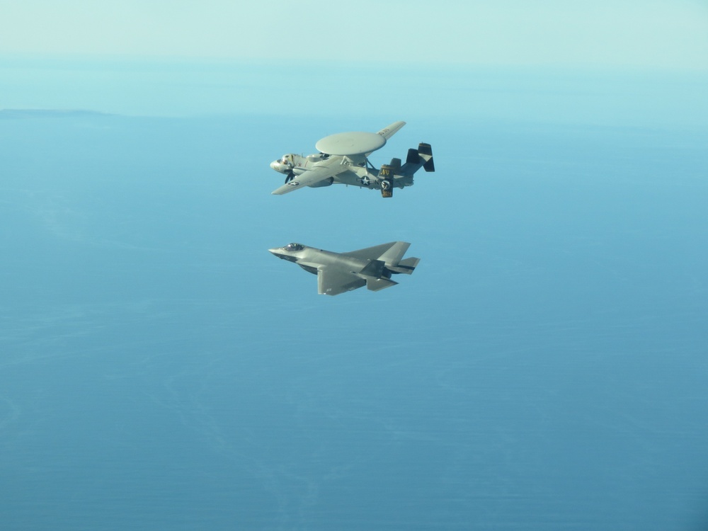 DVIDS - Images - VMFA-314's first flights with VAW-117 [Image 4 of 4]