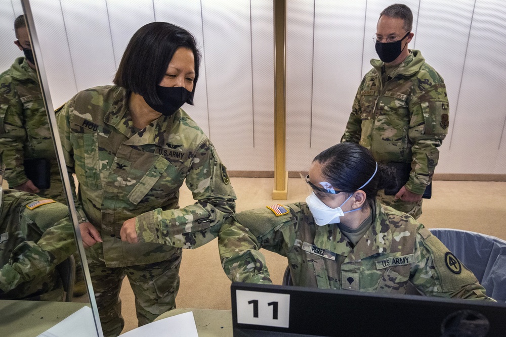 DVIDS - Images - NJARNG supports Burlington COVID-19 vaccine site ...