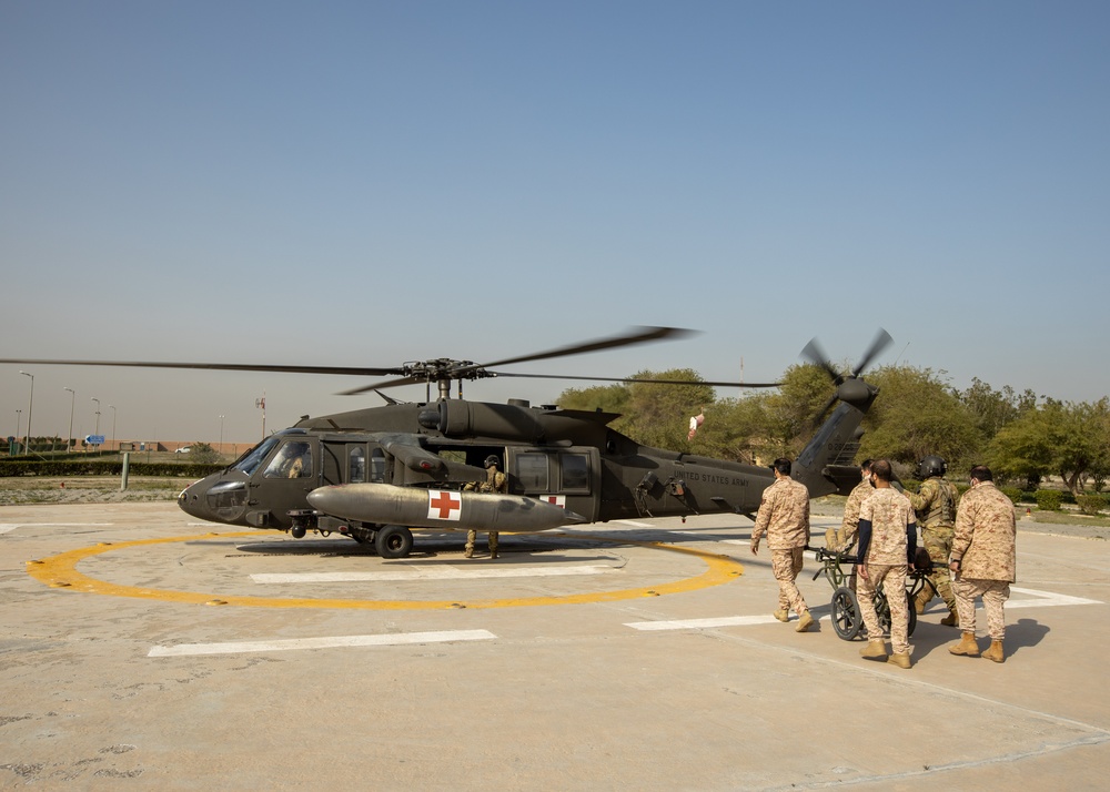 DVIDS - Images - U.S. Army Conducts Medical Training with Kuwaiti ...