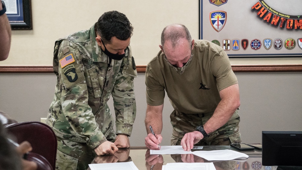 DVIDS - Images - III Corps Command Team Vaccination [Image 4 of 9]