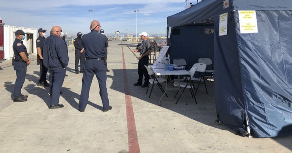 DVIDS - Images - USAV Worthy Crew Receives COVID-19 Vaccine [Image 3 of 3]