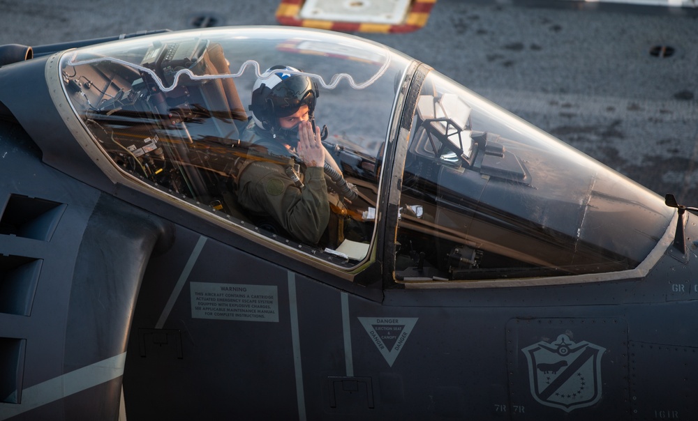 DVIDS - Images - AV-8B Harriers take off [Image 8 of 9]