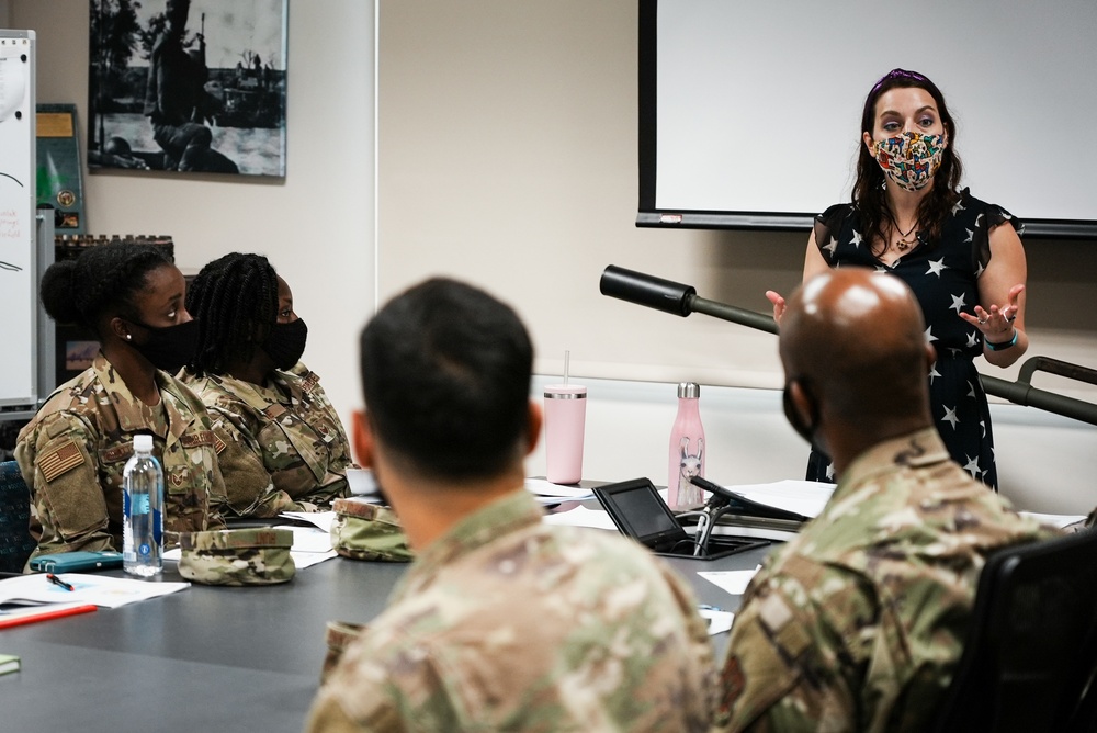 DVIDS - Images - Duke Field POTFF hosts Peer to Peer training [Image 1 ... DVIDS - Images - Duke Field POTFF hosts Peer to Peer training [Image 1 ...