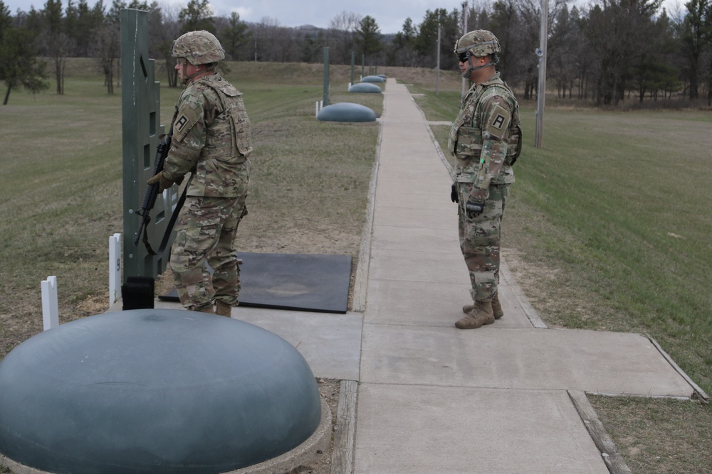 DVIDS - Images - First Army Best Warrior Competition Weapon ...