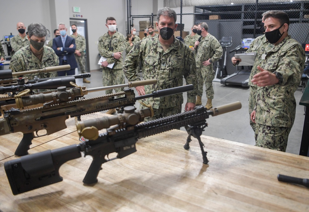 DVIDS - News - NAVSUP Commander Gets Up Close Look at Expeditionary ...