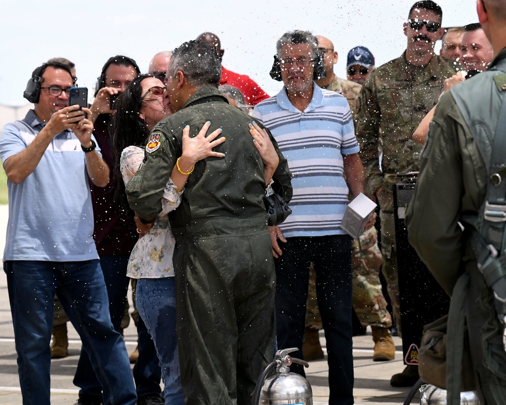 DVIDS - Images - 149th FW commander pilots his last flight [Image 6 of 7]