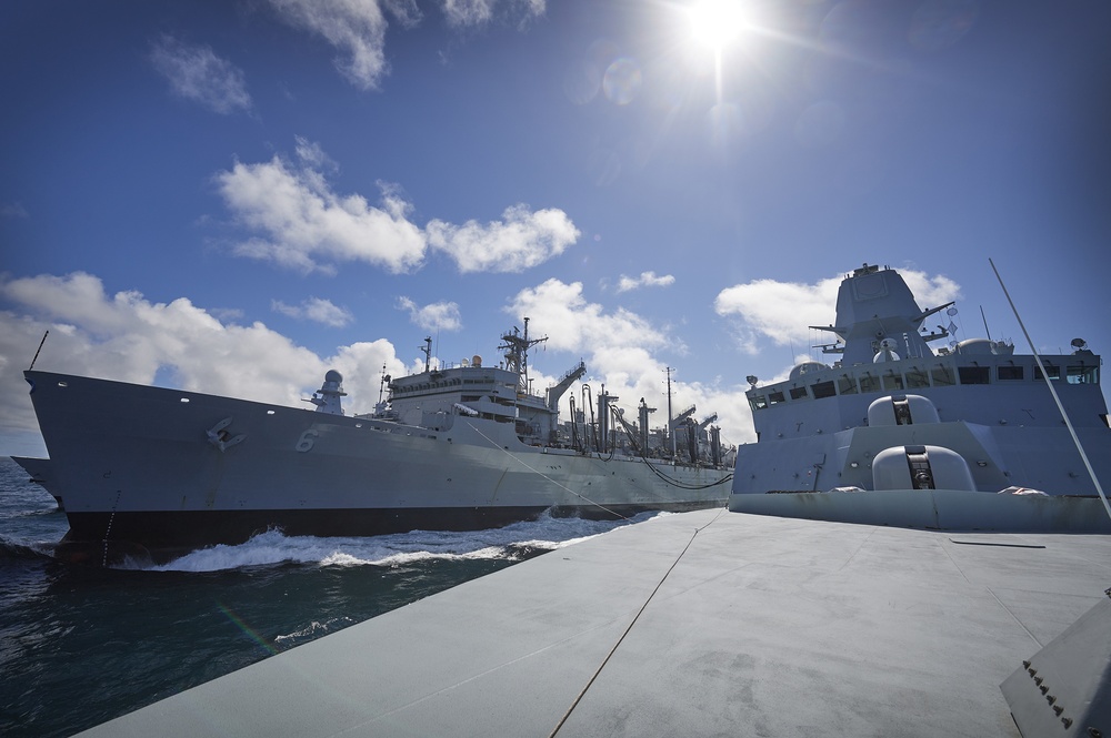 DVIDS - Images - Formidable Shield 2021 Replenishment at Sea [Image 2 of 5]