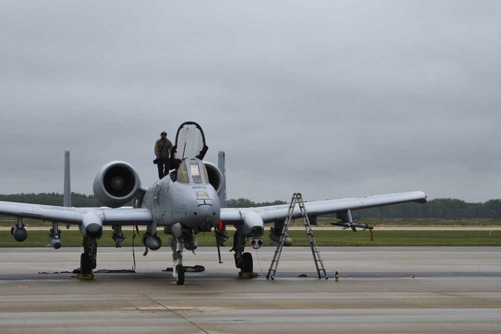 DVIDS - Images - 354th AMU at Volk Field ANGB for MG21 [Image 1 of 15]