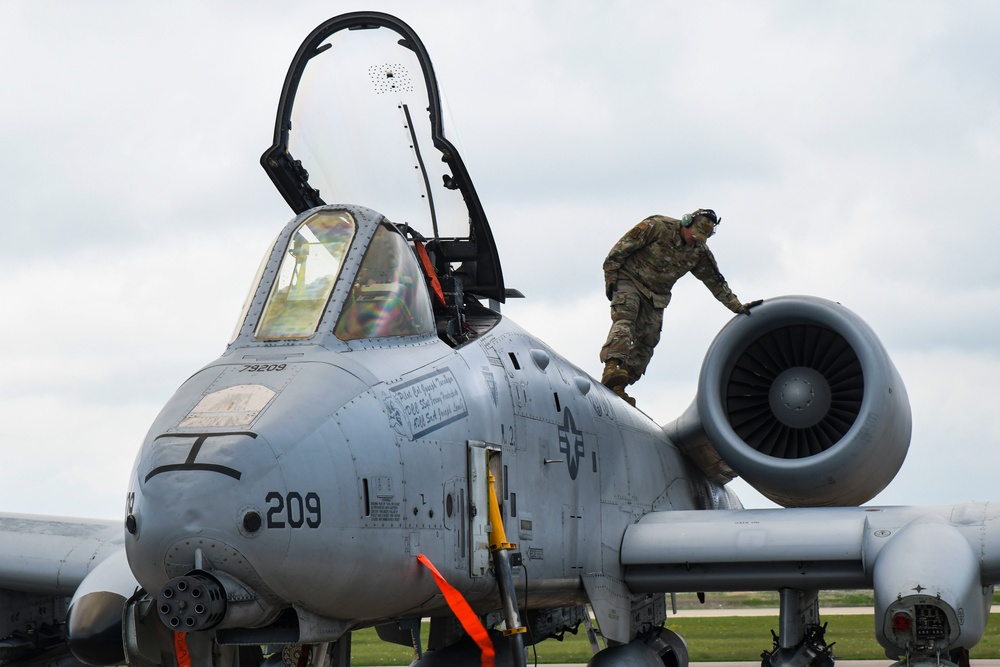 DVIDS - Images - 354th AMU at Volk Field ANGB for MG21 [Image 12 of 15]
