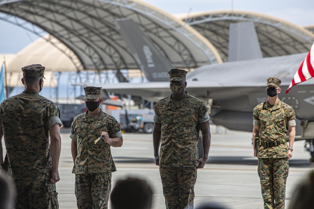 DVIDS - Images - VMFA-121 relief and appointment ceremony [Image 5 of 22]