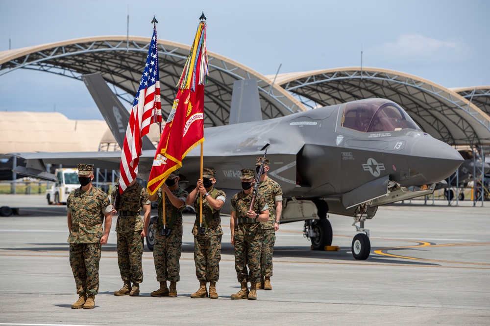DVIDS - Images - VMFA-121 relief and appointment ceremony [Image 11 of 22]