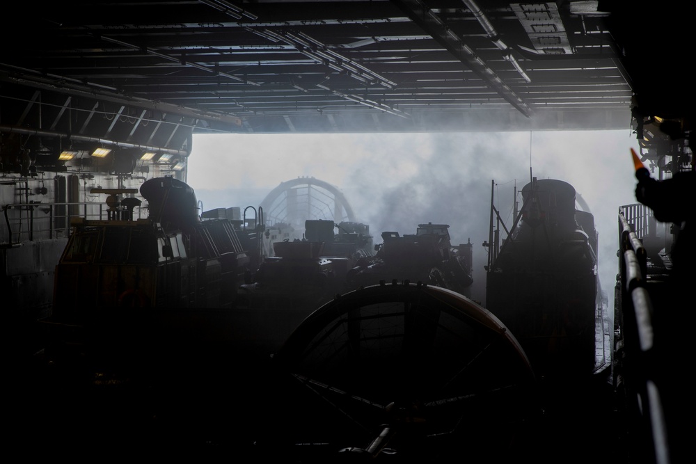DVIDS - Images - LCAC Operations Aboard the USS New Orleans (LPD 18 ...