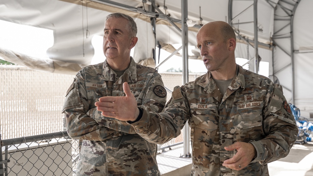 DVIDS - Images - USO Tour Visits the Special Warfare Training Wing [Image 3 of 6]