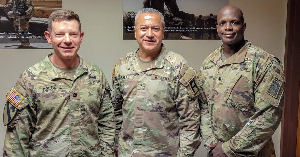 DVIDS - Images - First Army Division West SRAAG Forum visit