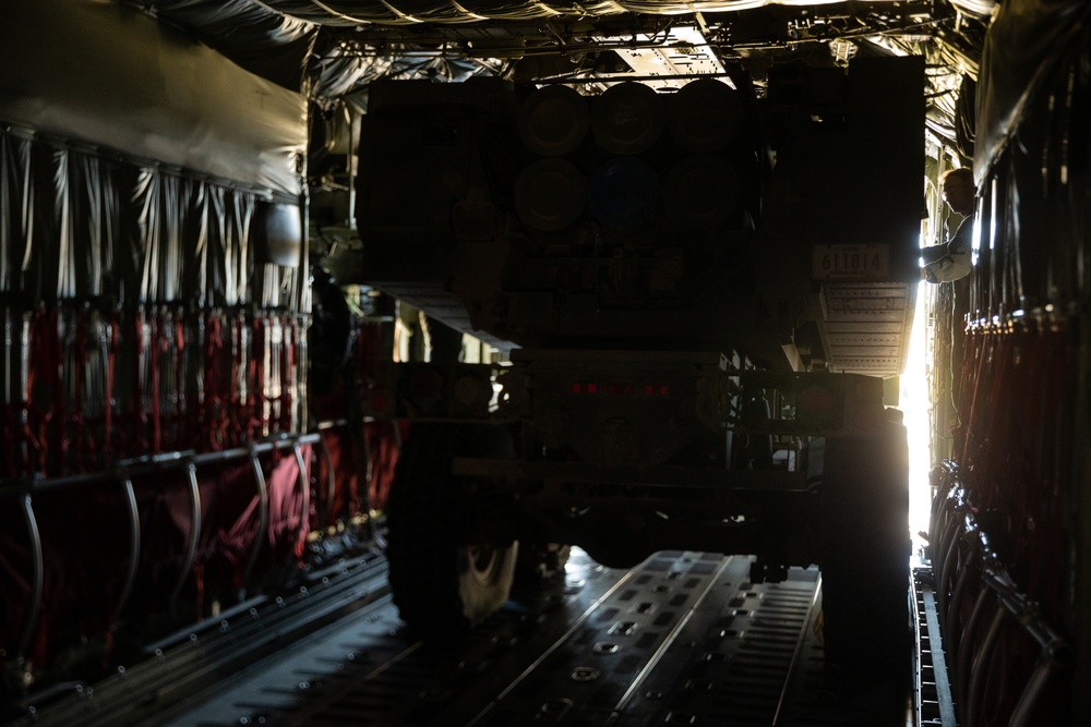 DVIDS - Images - U.S. Marines and Air Force conduct HIRAIN during ...