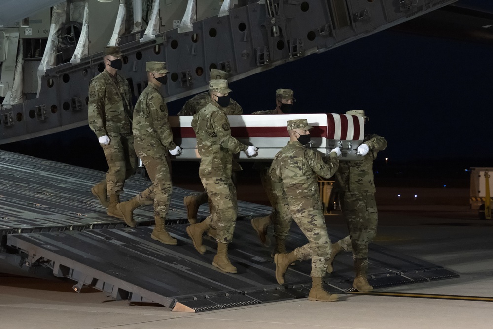 DVIDS - Images - Air Force Chief Master Sgt. Tresse Z. King honored in ...
