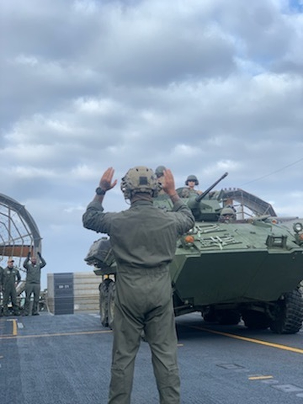 DVIDS - Images - ACU-5, BMU-1 Conduct Joint Training [Image 1 of 8]