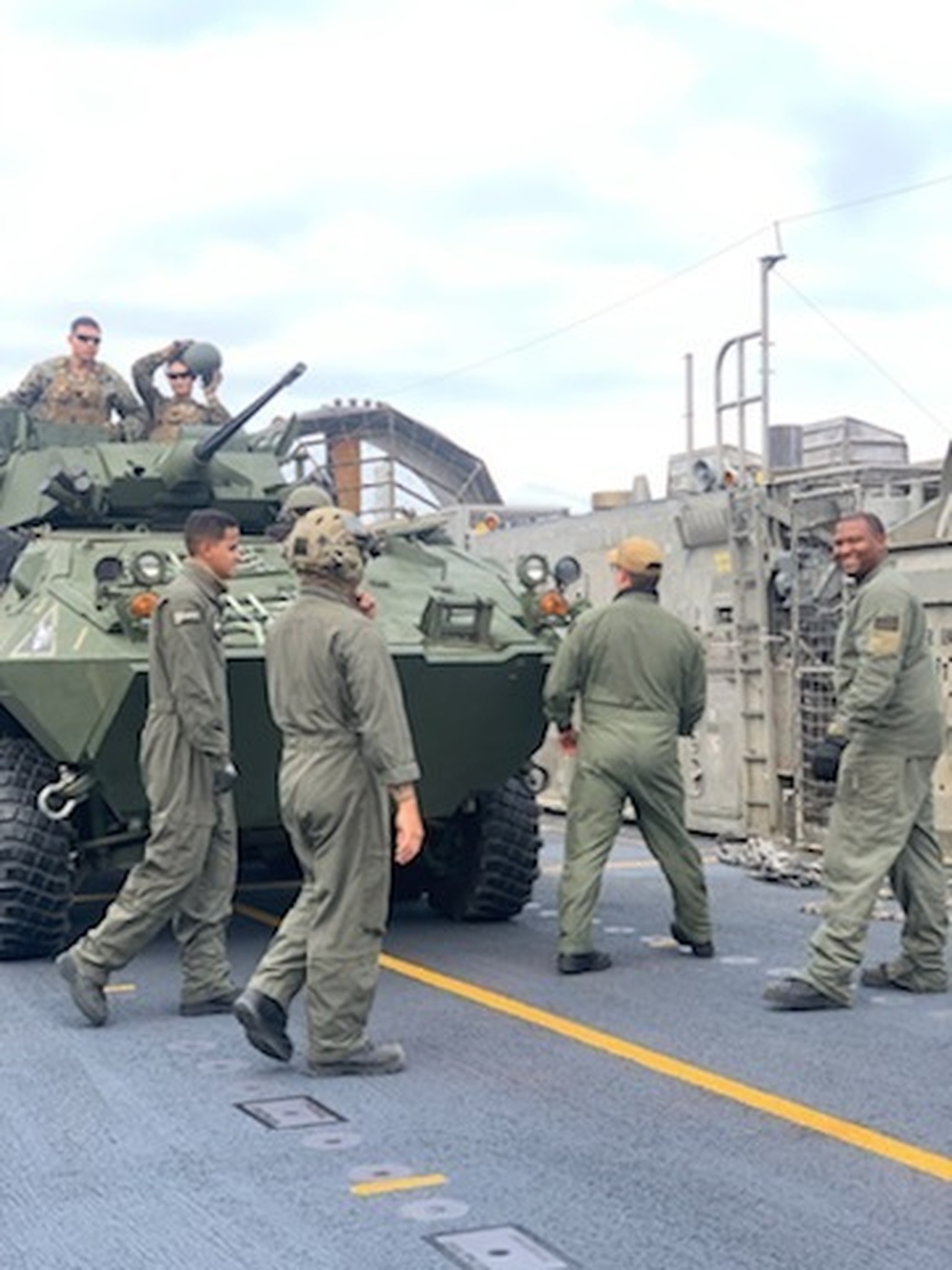 DVIDS - Images - ACU-5, BMU-1 Conduct Joint Training [Image 7 of 8]