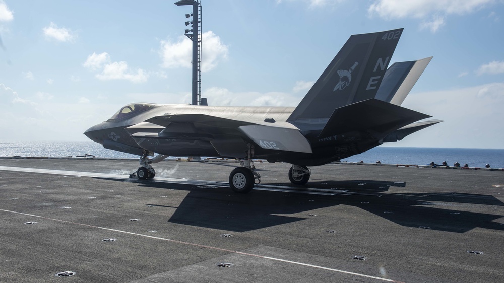 DVIDS - Images - USS Carl Vinson (CVN 70) Conducts Flight Operations in ...