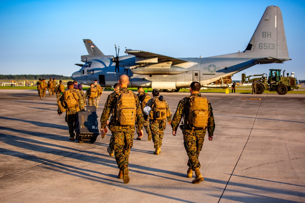 DVIDS - Images - 26th MEU command element arrives at Fort Pickett in ...