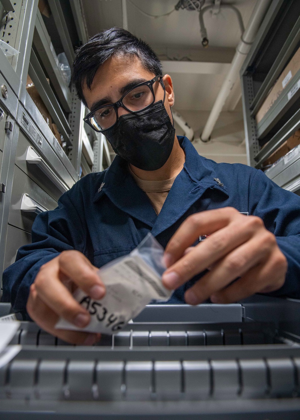 DVIDS - Images - Mustin Sailor Conducts a Small Parts Inventory [Image ...