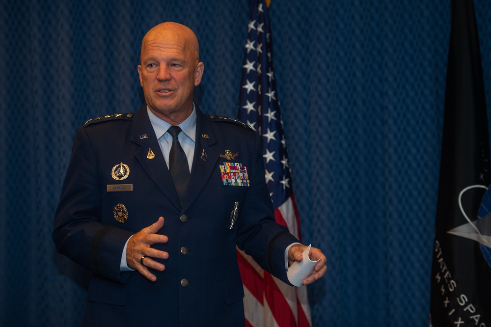 DVIDS - Images - Sailor tranfers to USSF [Image 2 of 5]