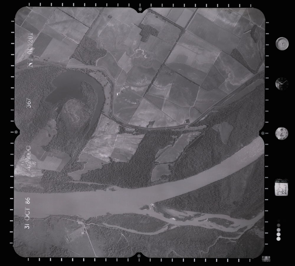 DVIDS - Images - 081096.203 - Ark. River 150,000 CFS.367.1