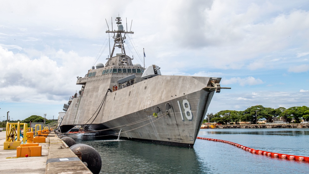 DVIDS - Images - USS Charleston (LCS 18) moors in Guam [Image 3 of 3]
