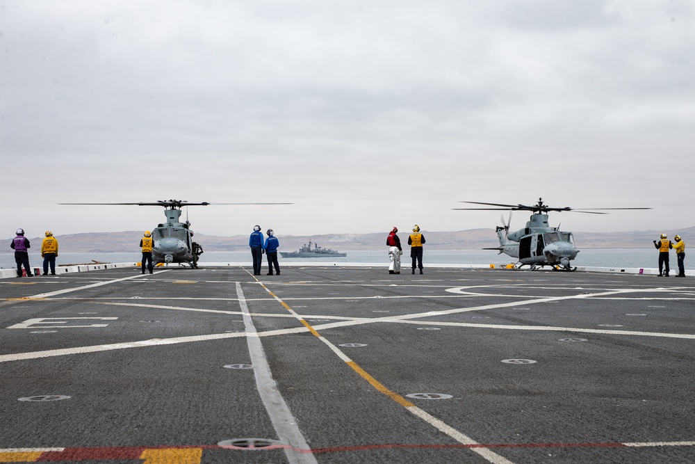 DVIDS - Images - UNITAS 2021: Marine Aircraft Provide Helocast Support ...