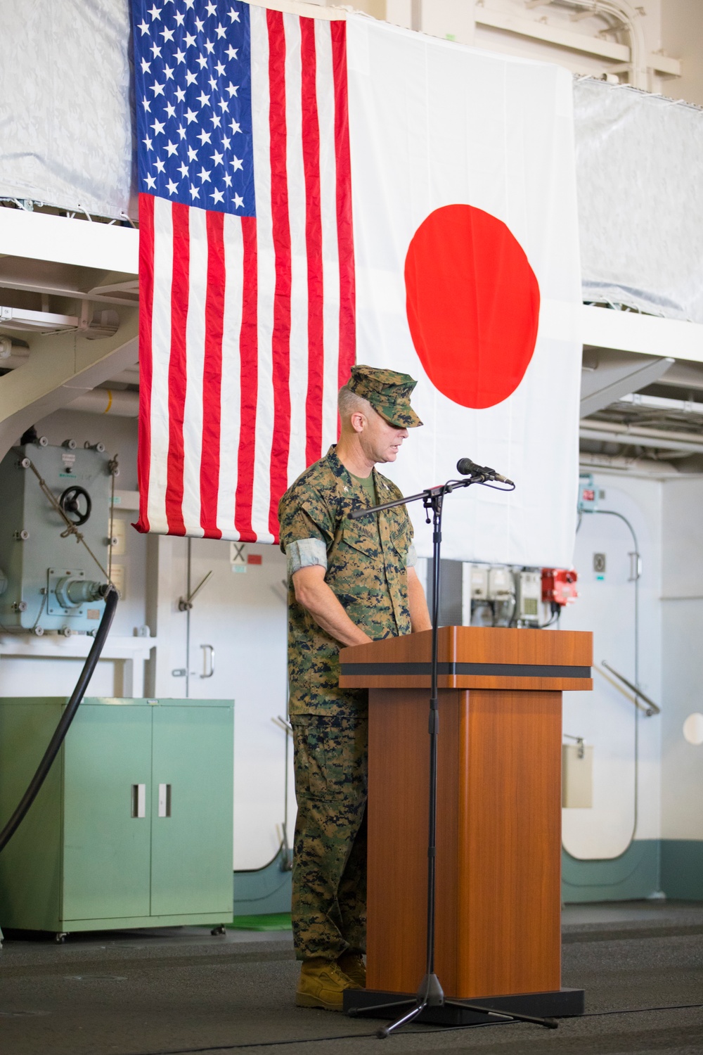 DVIDS - Images - MAG-12 CO Visits JS Izumo [Image 11 of 20]