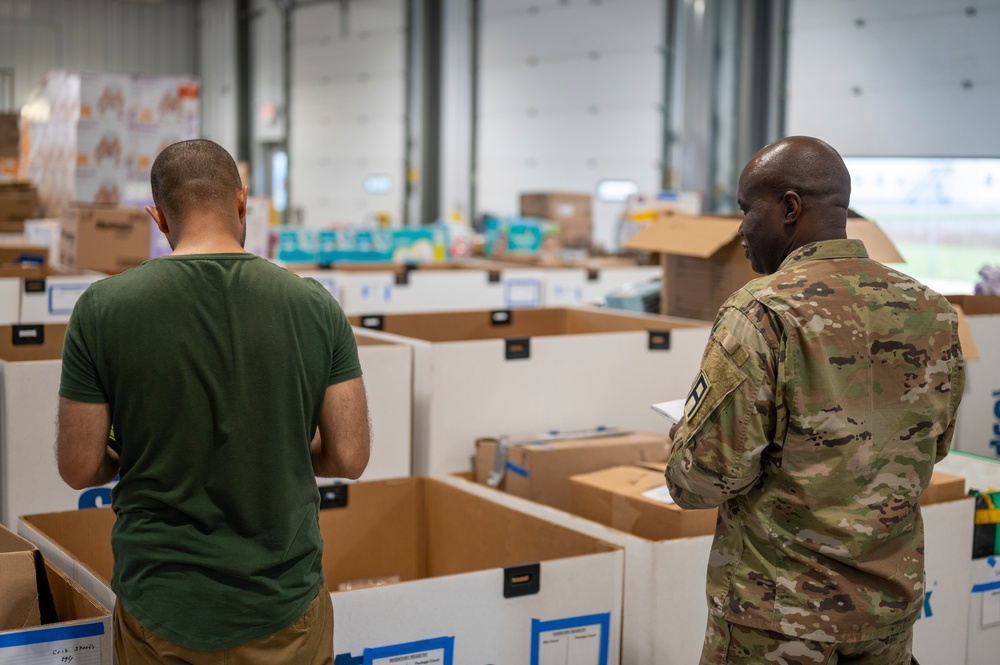 DVIDS - Images - Taking inventory of OAW donated items [Image 4 of 4]