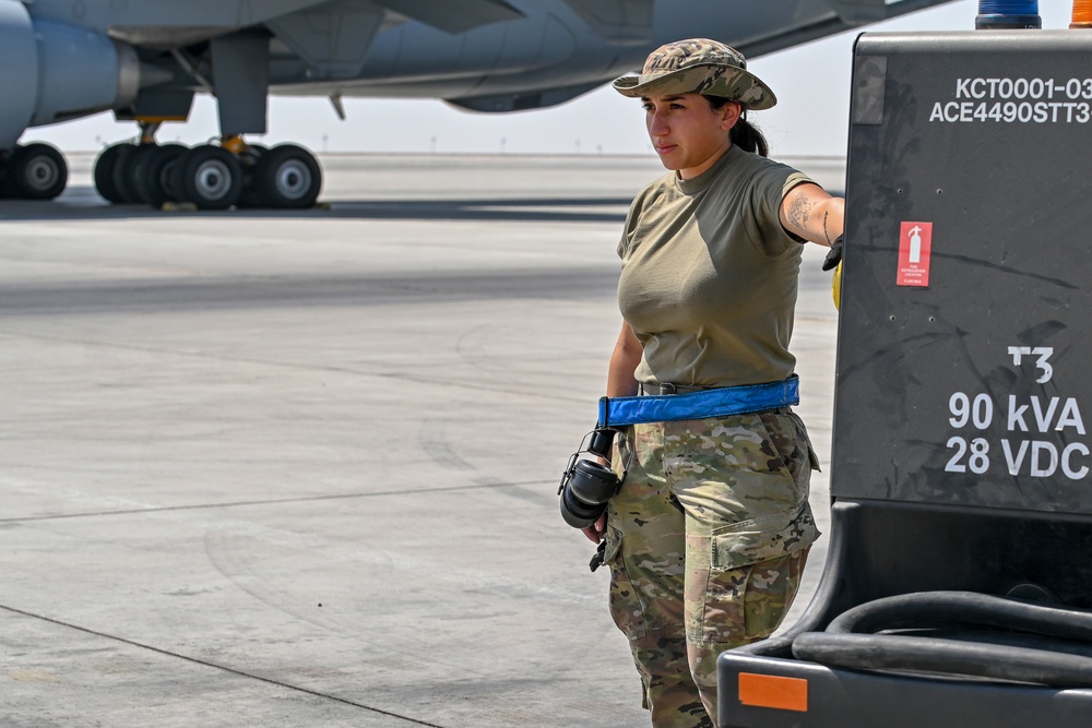 DVIDS - Images - KC-10 maintenance crew ensures mission readiness ...