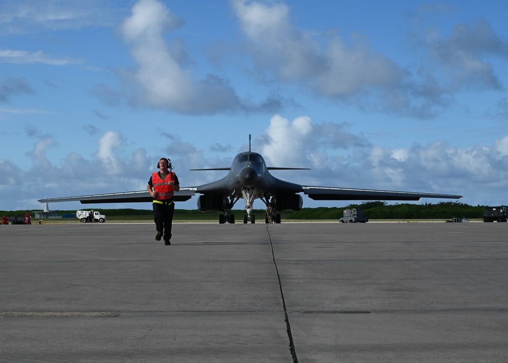 DVIDS - Images - B-1B Lancer Takes Off during Bomber Task Force ...