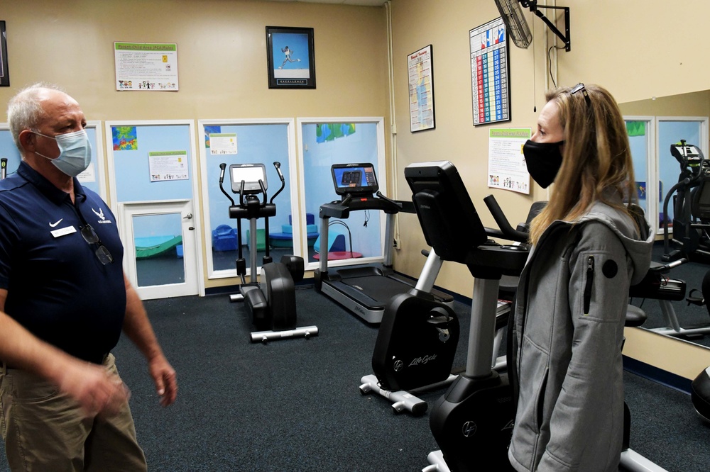 DVIDS - Images - AFSC Command Lt. Gen. Tom Miller’s spouse Kim Miller ...