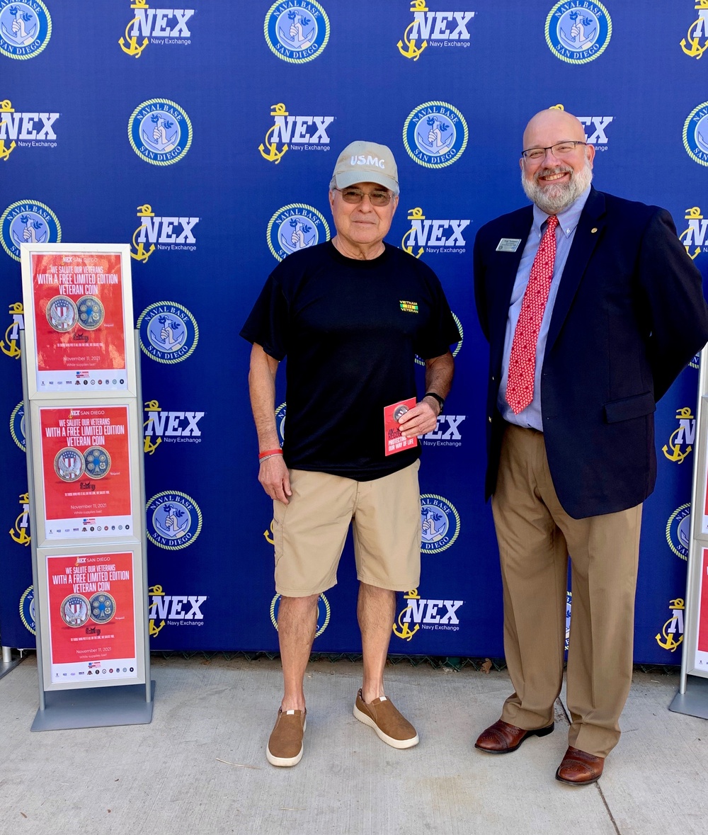 DVIDS - Images - Military Veterans honored by the NEX [Image 4 of 5]